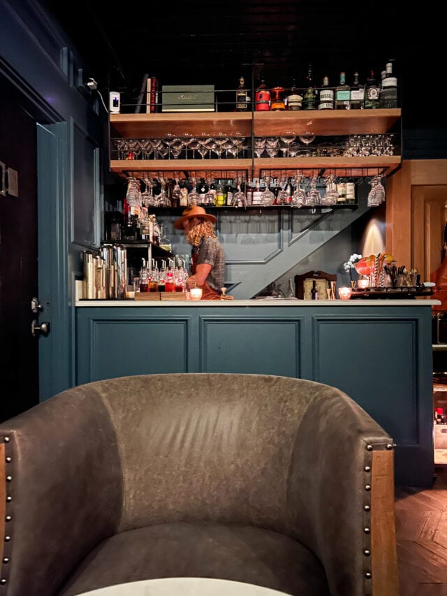 Best Speakeasies in Austin: Find the City's Secret Bars - Feastio