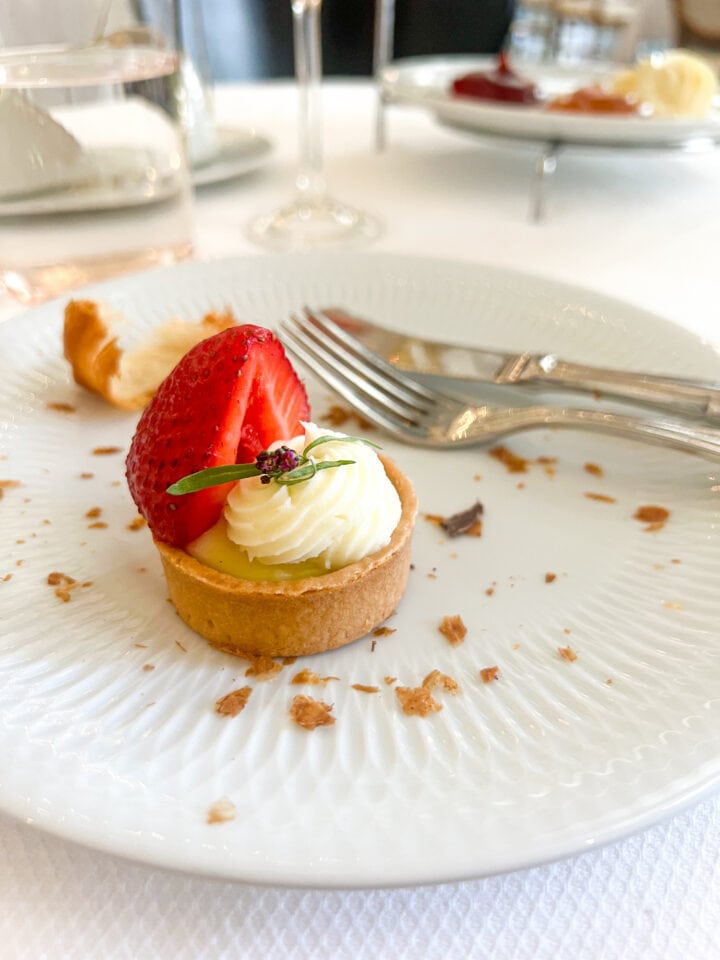 The French Room: Afternoon Tea at The Adolphus Hotel