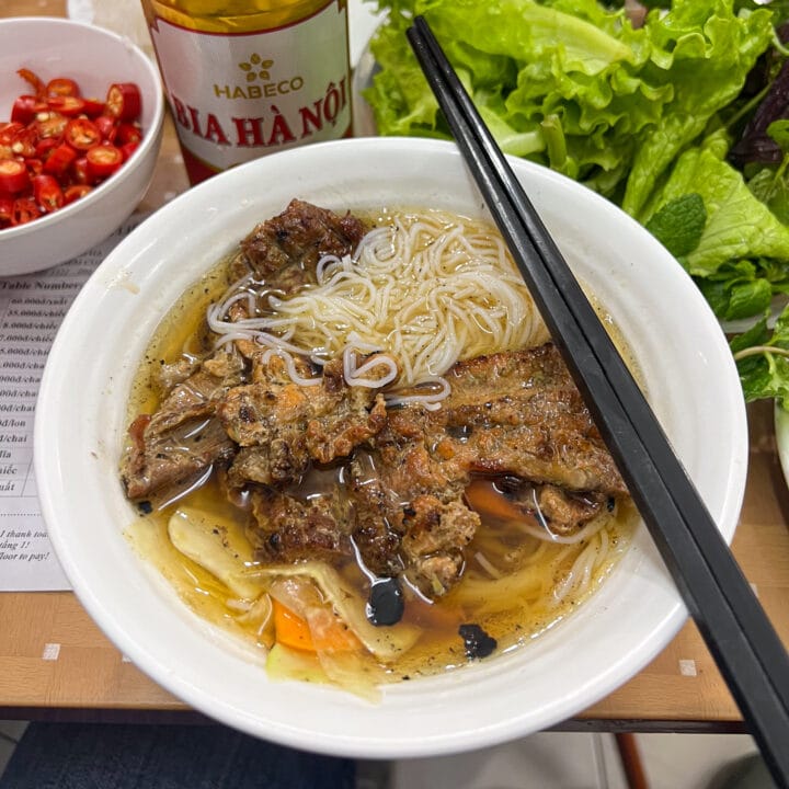 17 Traditional Vietnamese Foods To Try
