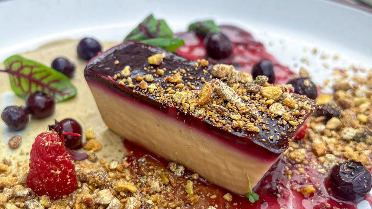 Al Fresco Dining at The Blind Salamander Kitchen & Bar