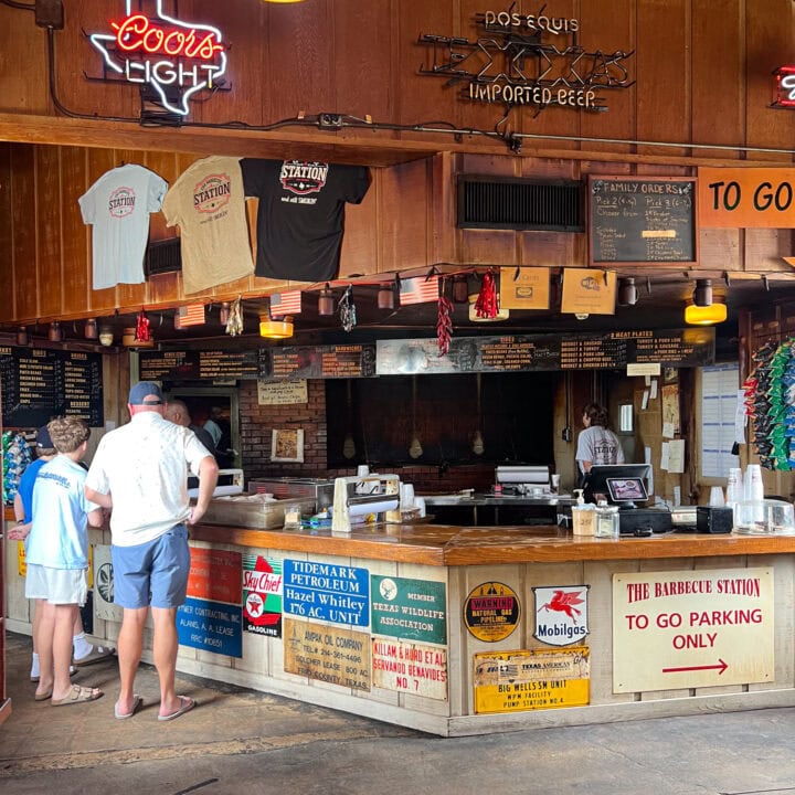 Where To Find the Best Barbecue in San Antonio - Feastio